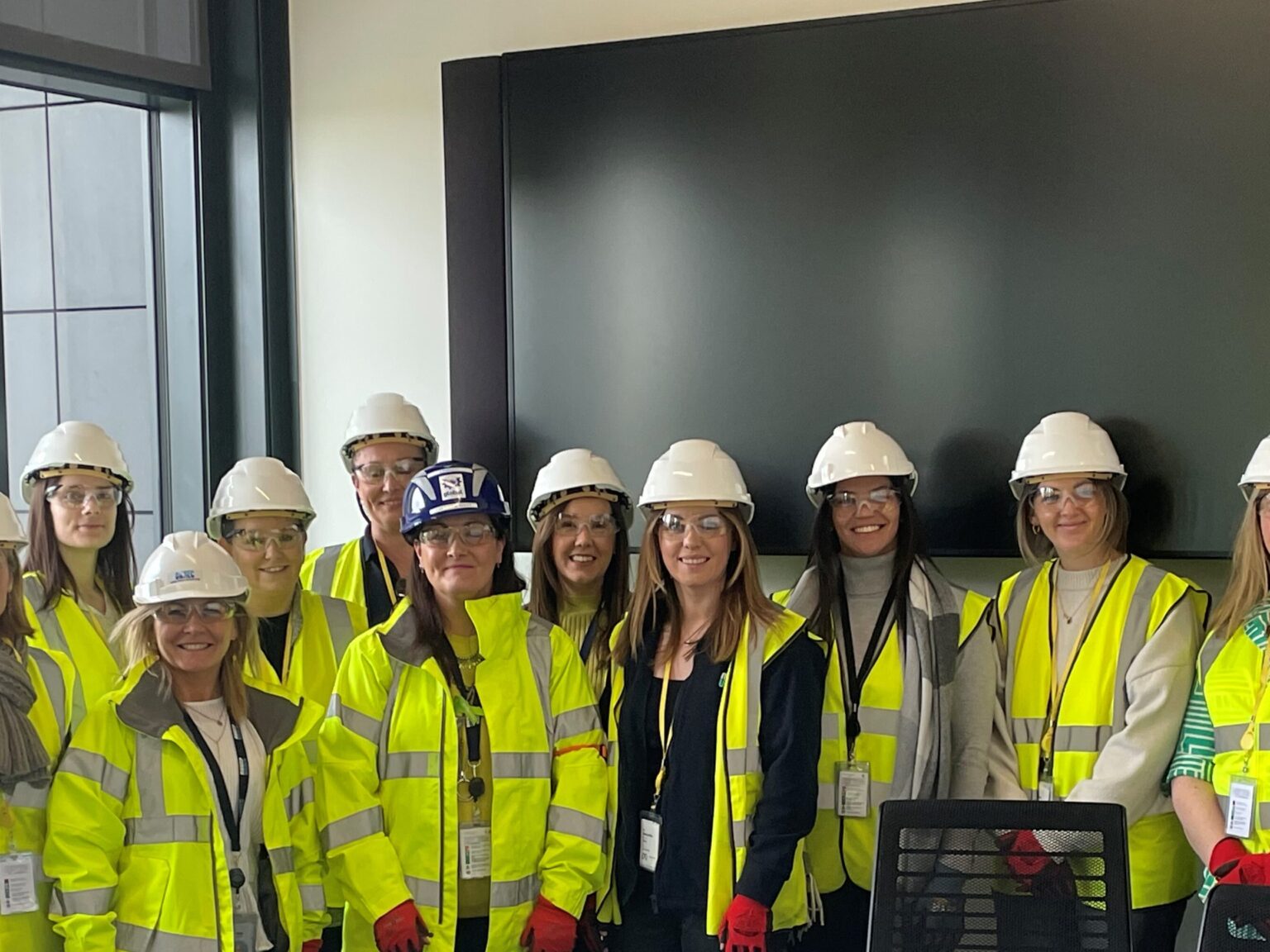 Onnec - Formerly ExcelRedstone, Kedington and LOAD services - Global ...